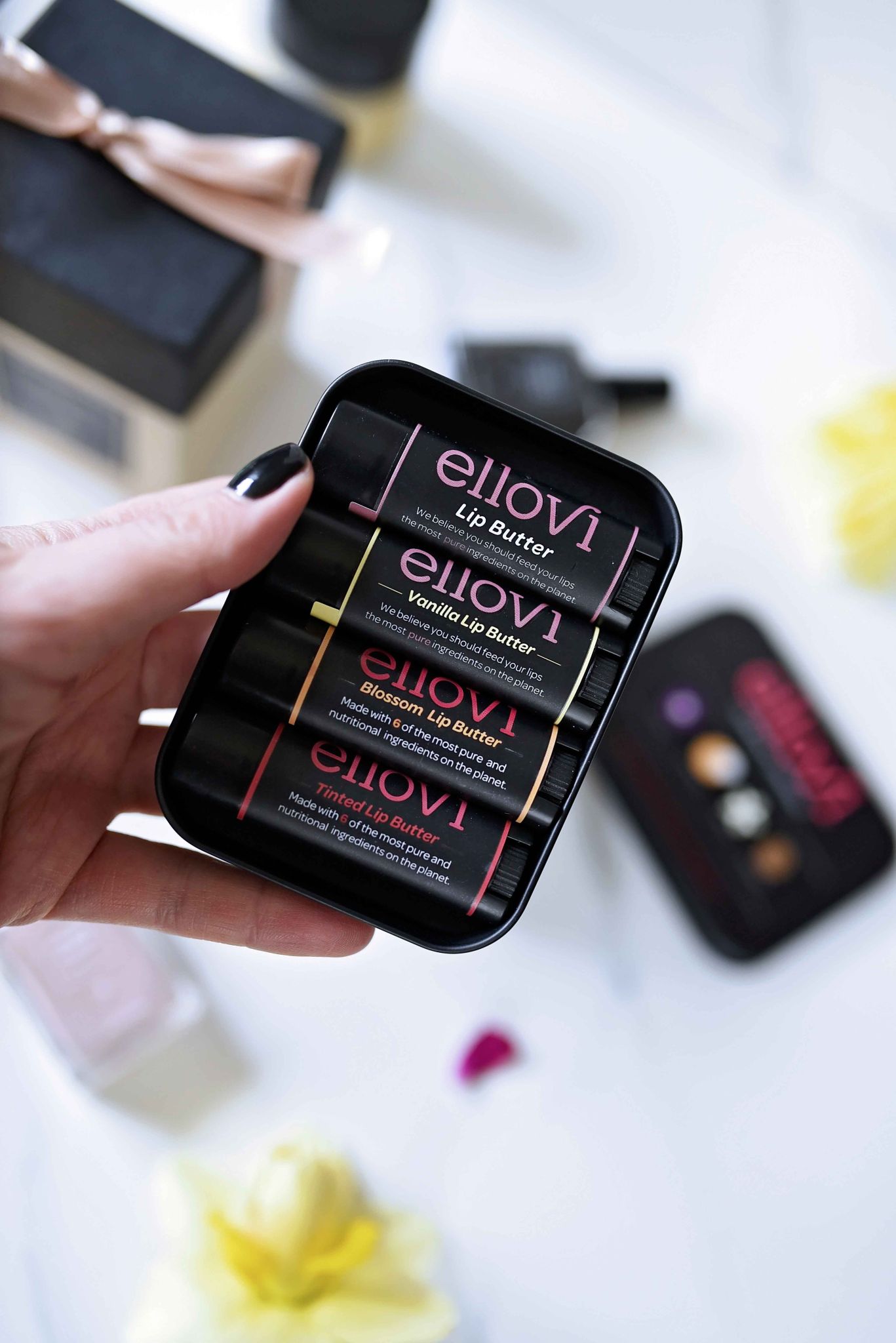 Top 5 best gifts for a beauty addict – Audreystyle